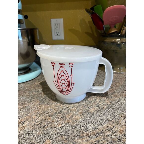 Tupperware | Kitchen | Vintage Tupperware Measuring Cup Pitcher With ...